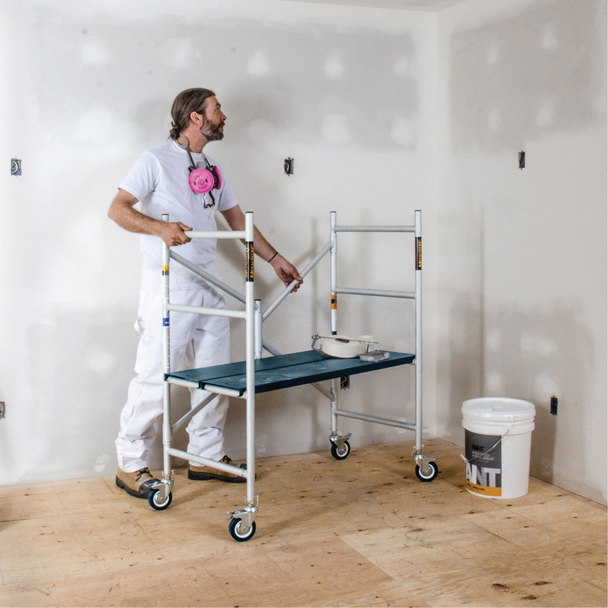 Metaltech Mobile Work Scaffolding - Mini Scaffoldings, Aluminum Frame ...